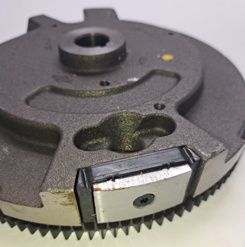 Original Briggs & Stratton Schwungrad, Baugruppe mit Zahnkranz - Briggs ...